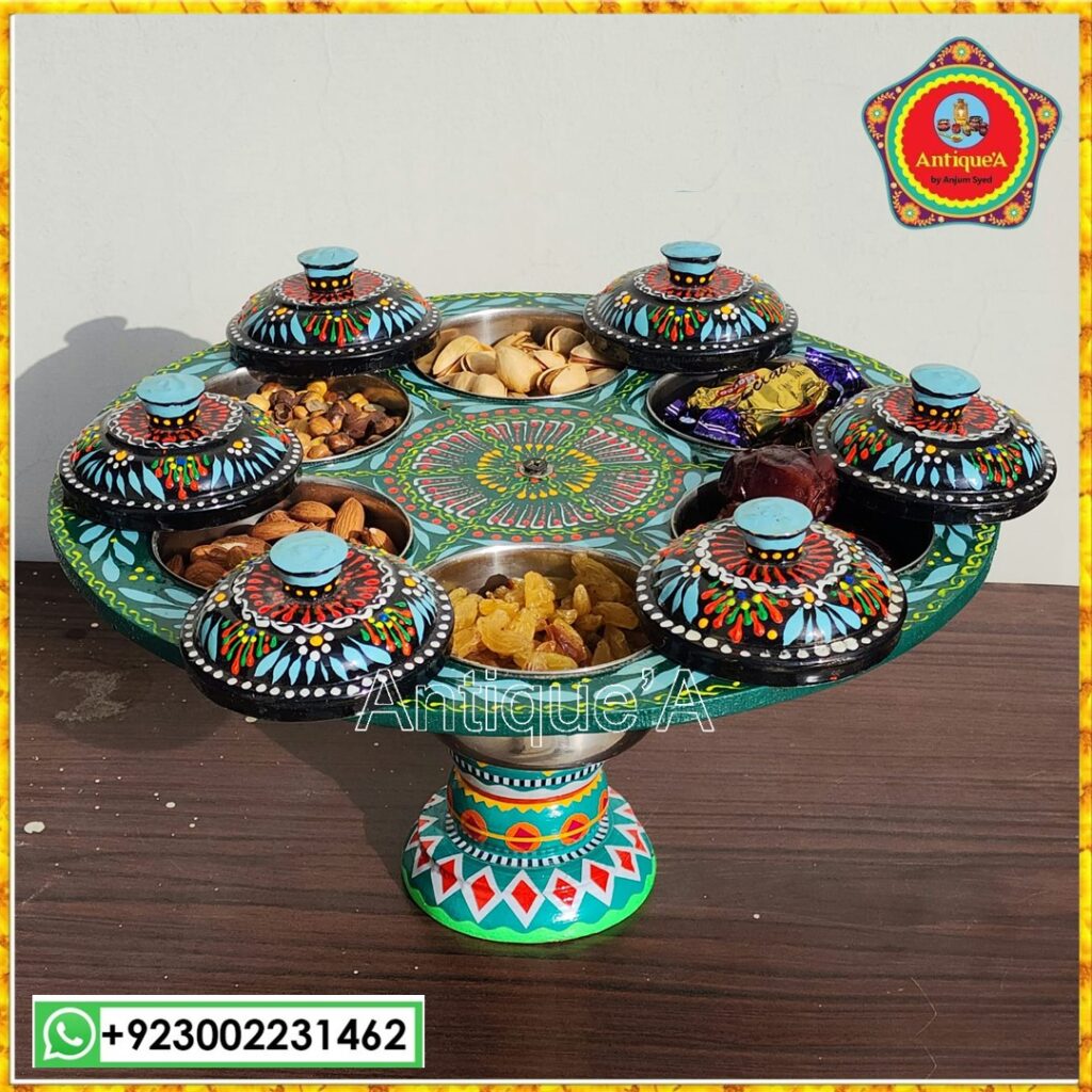 Munching Table (Rotating) - Handpainted - AntiqueA Truck Art